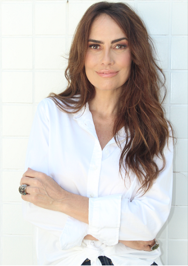 Adriana Prado volta às telinhas em nova superprodução da Record