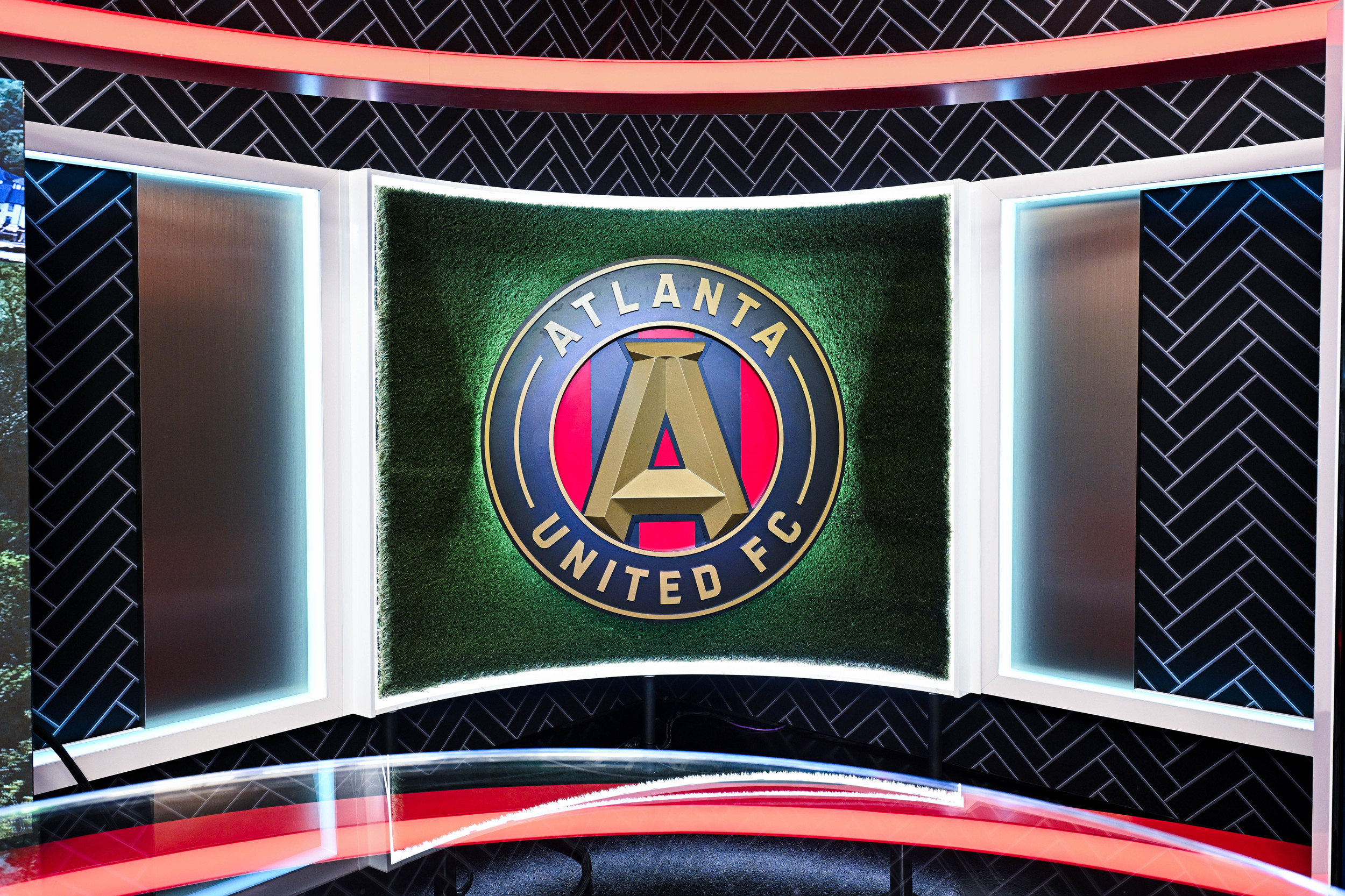 Mauricio Culebro Hire Explained: Atlanta United, NWSL Atlanta, Tigres ...