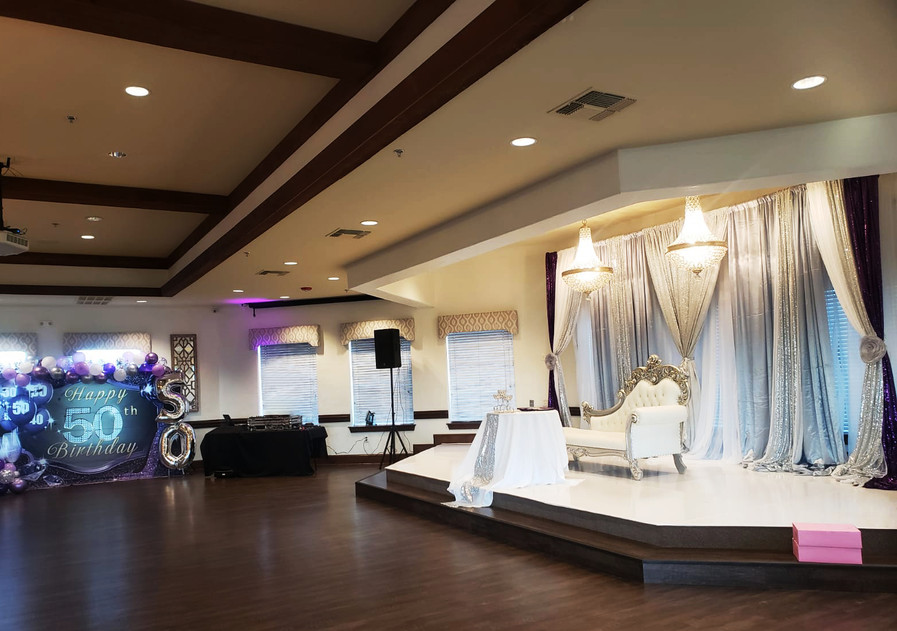 Wedding Venue | Burleson | The Oaks Event Center