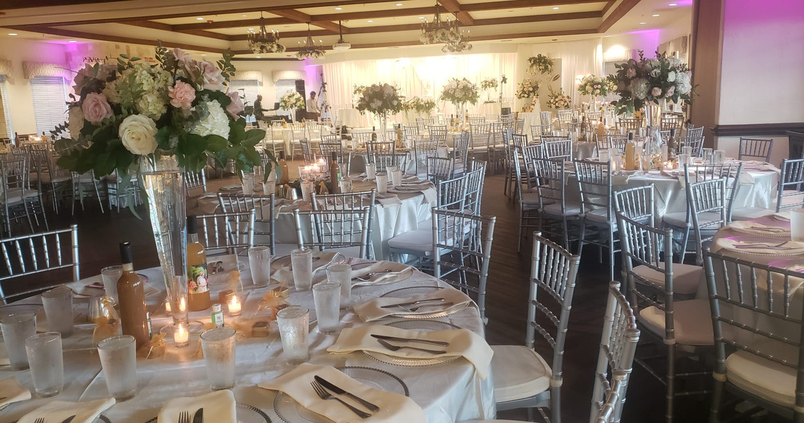 Wedding Venue | Burleson | The Oaks Event Center