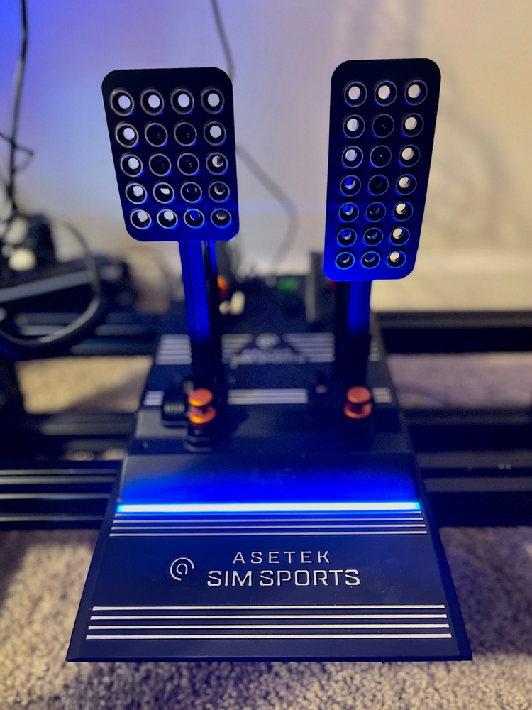 Review: Asetek SimSports® Invicta Pedals