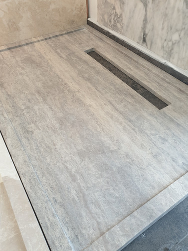 Bac à douche en Pierre Travertin | CERAMICO