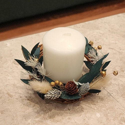 DIY Mini Candle Wreath Kit | The Craft Story