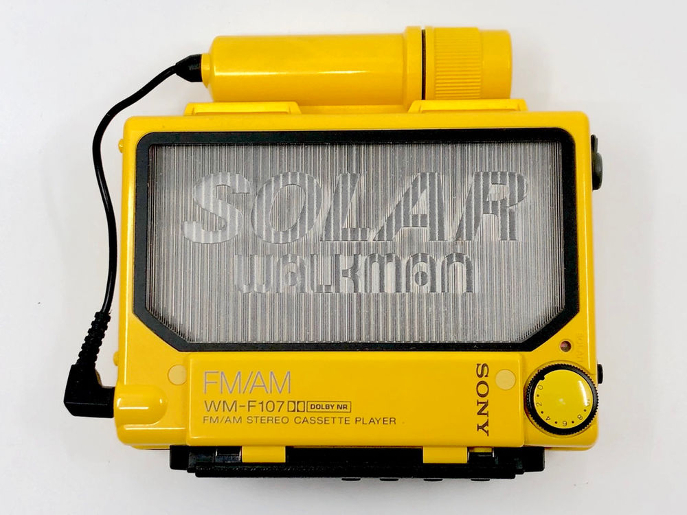 Sony SOLAR Sports Walkman WM-F107 Portable Cassette Player