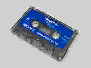 Sony SOLAR Sports Walkman WM-F107 Portable Cassette Player