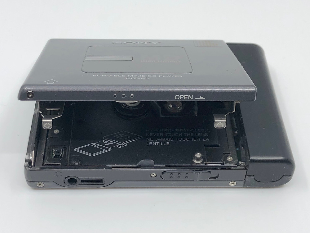Sony Walkman MZ-E2 MiniDisc Player