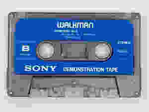 Sony SOLAR Sports Walkman WM-F107 Portable Cassette Player