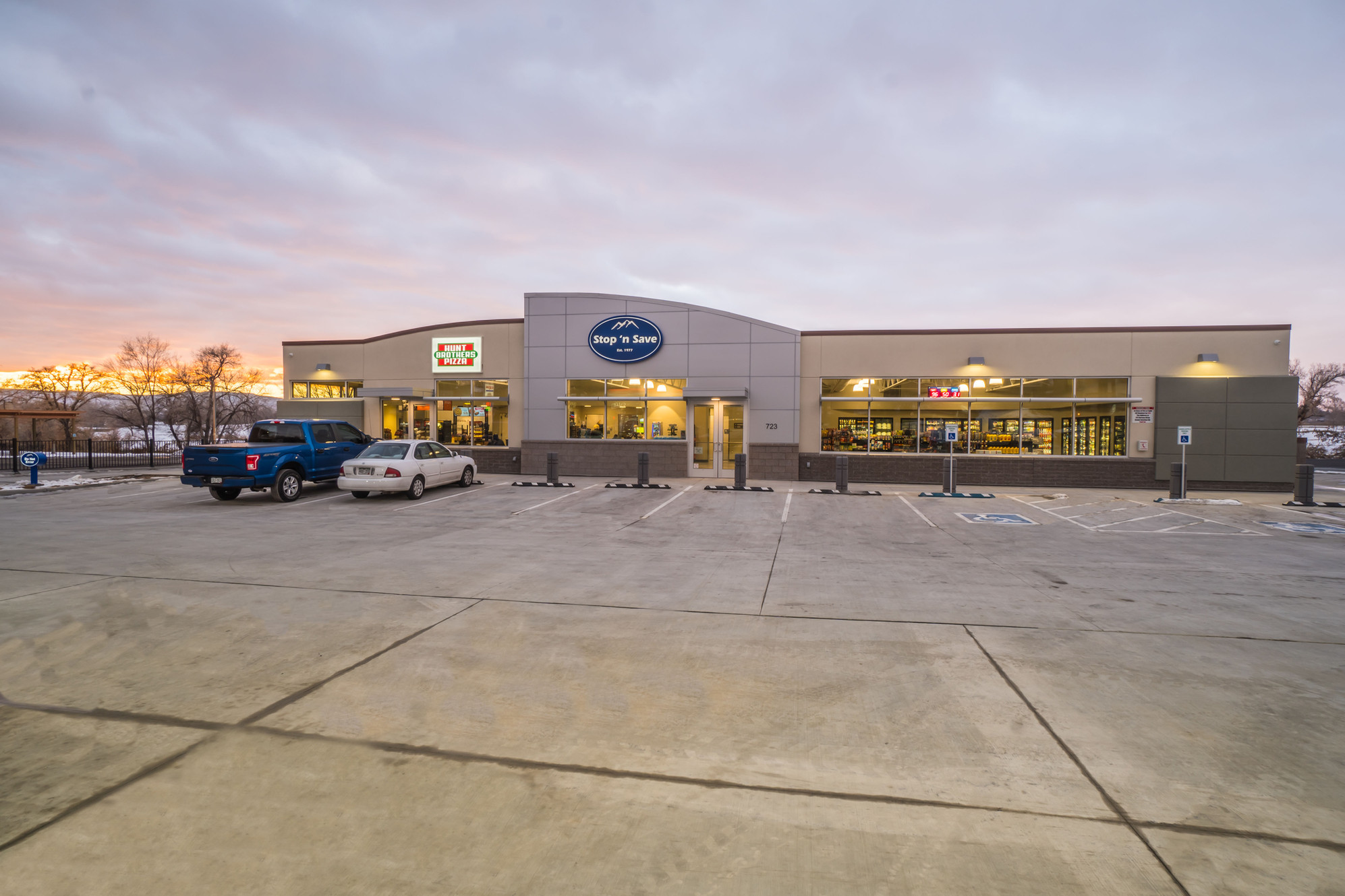 ABOUT US | Stop 'n Save