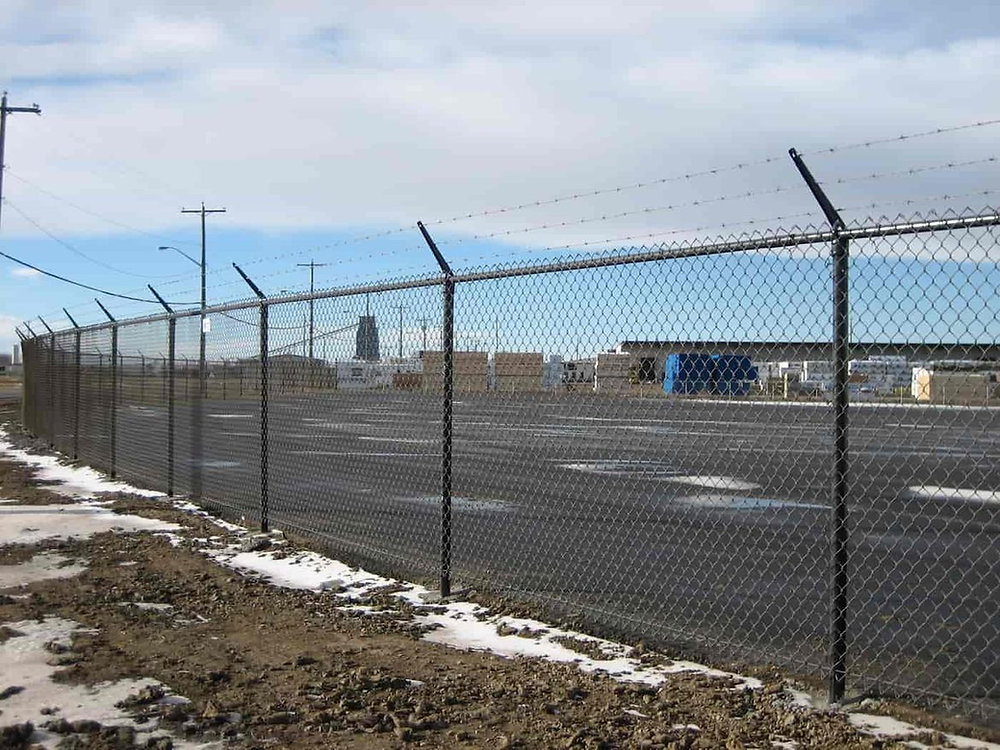 Winter & Fall Fence Installation in Edmonton | Duraguard Fence Ltd