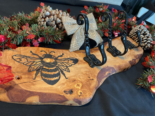 Bumblebee coat hooks | GLM Laserwood
