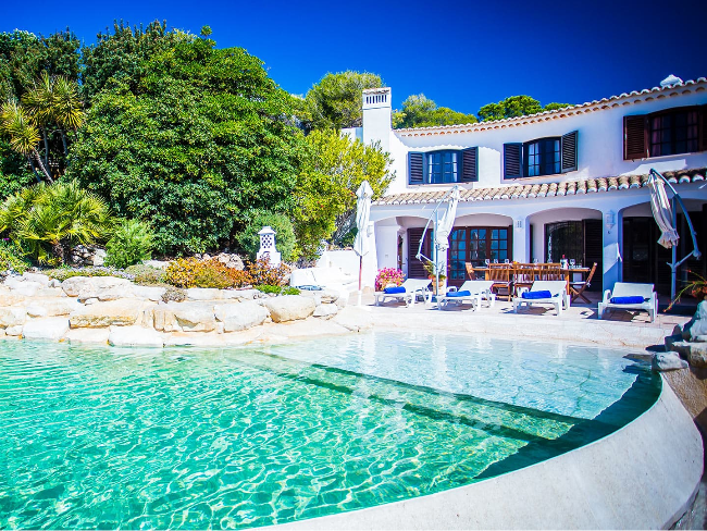 10 Insane luxury holiday villas in the Algarve with a pool