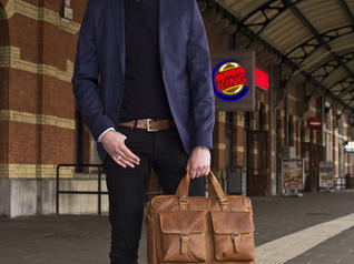 Chic Lederwaren & Taschengeschäft, Wien, Samsonite Koffer