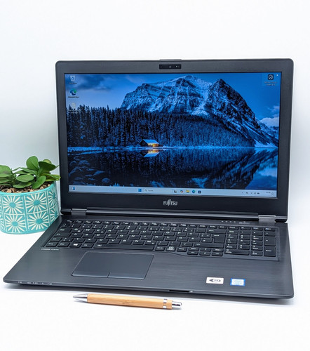 Fujitsu Lifebook U759 15,6" i5 LTE HDMI USB-C Windows 11 Pro | Help Tech