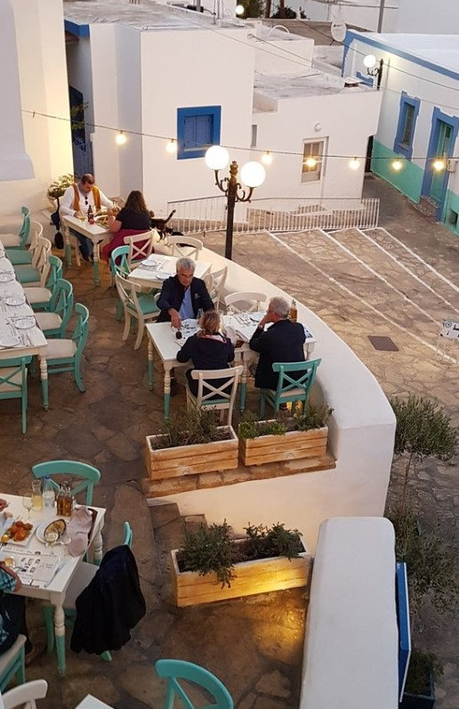 Manolis Tastes | Visit Rhodes