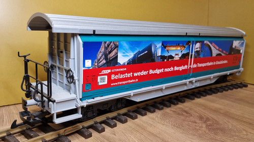 RhB Sliding Wall Van 'Vinyl Wrapped' - LGB 43570 | Mysite