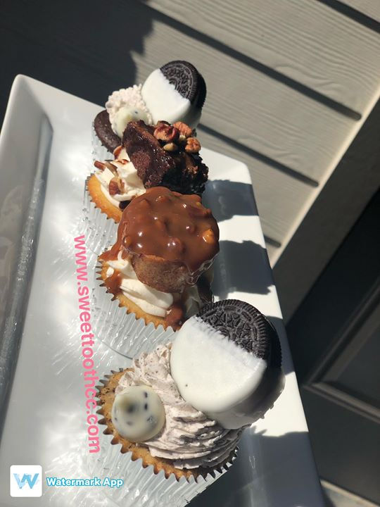 Cakes | Sweet Tooth Custom cakes | United States