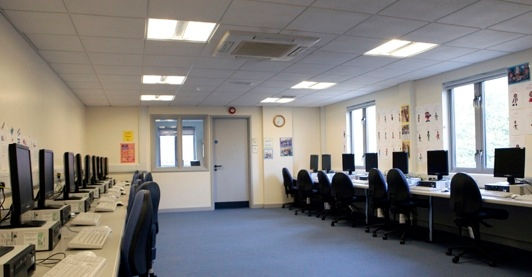 Edgeborough School | deeksandsteere