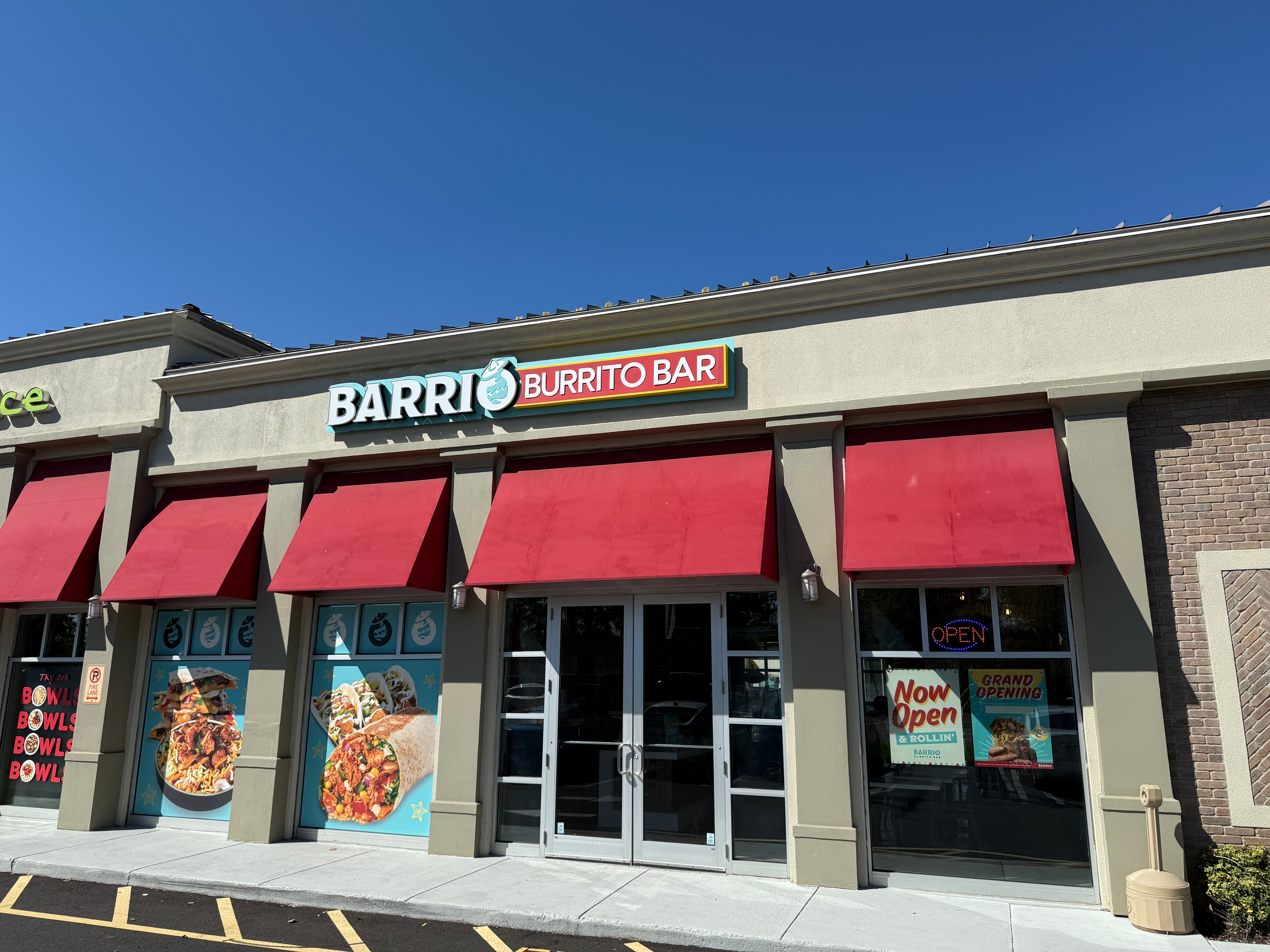 BARRIO BURRITO BAR CELEBRATES GRAND OPENING IN ORANGE, CONNECTICUT ...