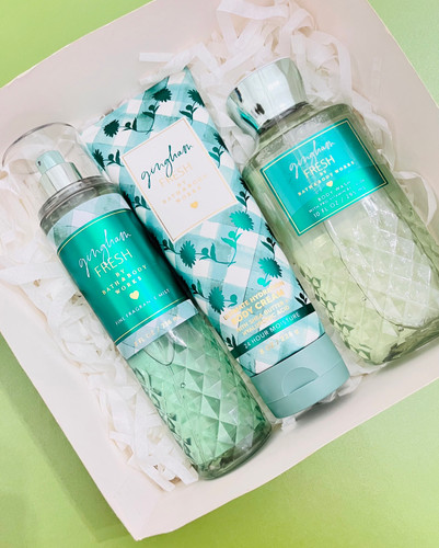 Gingham Fresh Full Size 3 Piece Gift Set | En Core: Barbados
