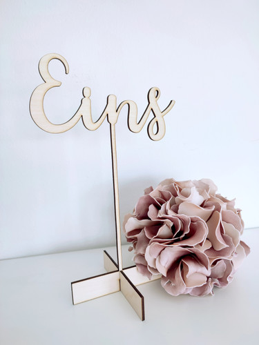 Tischnummern aus Holz | Die Plotterei