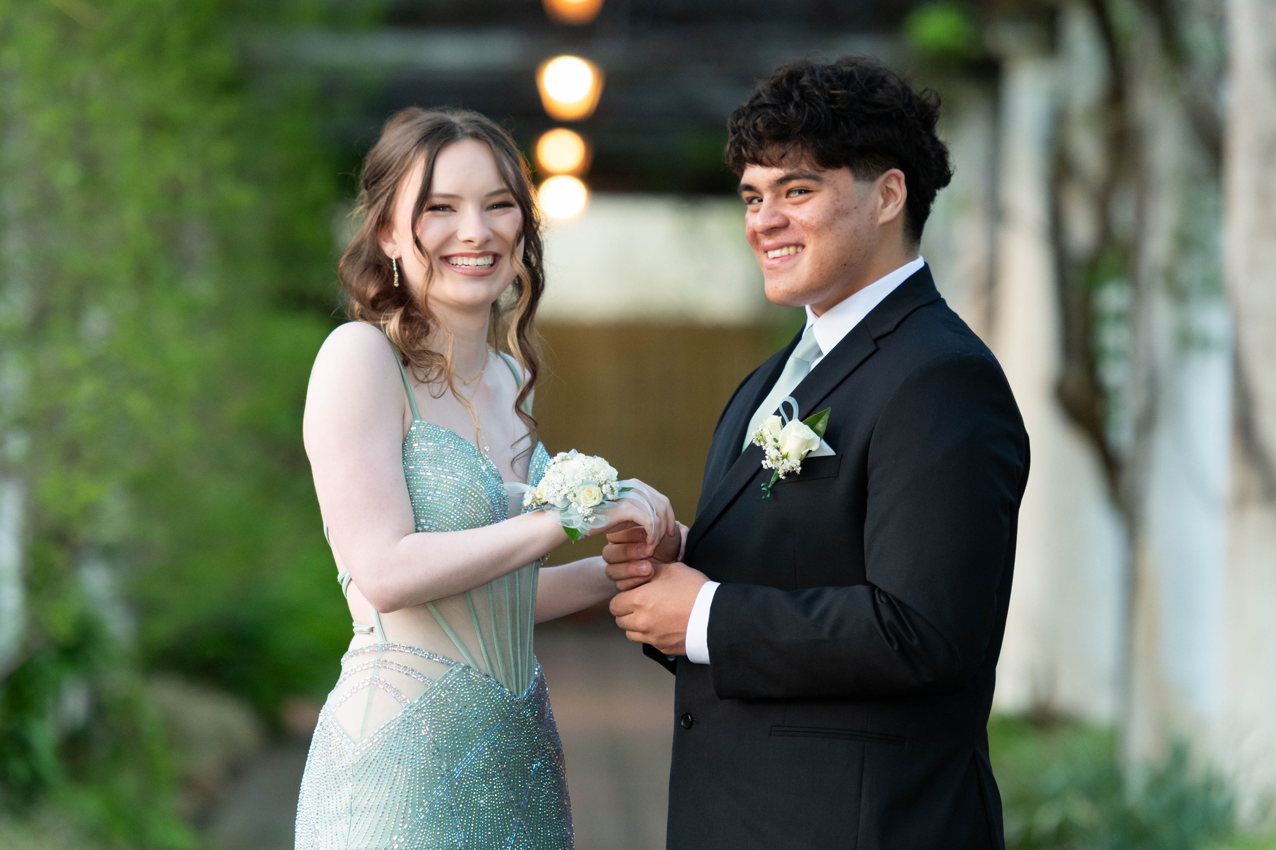 Magical Senior Prom Photos at the Daniel Stowe Botanical Gardens ...