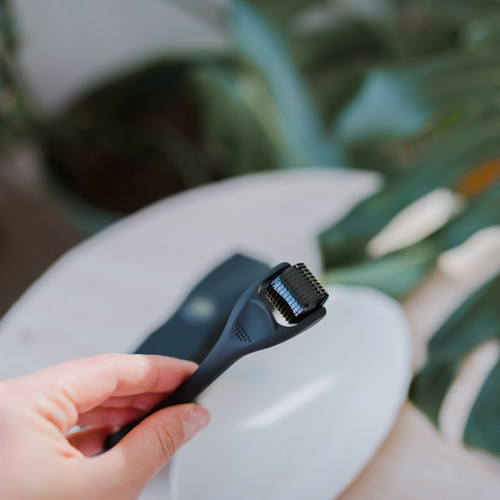 Micro-Needle Derma Roller | Nudi Point