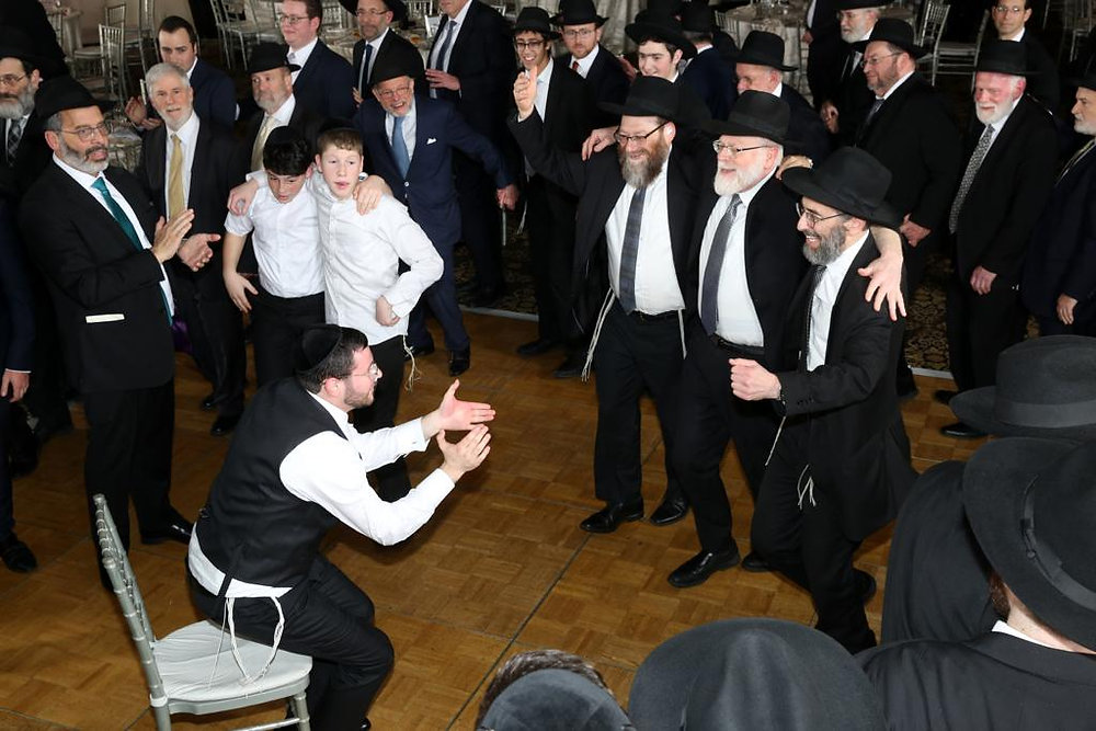 Rebbeim Travel to Hundreds of Alumni Weddings