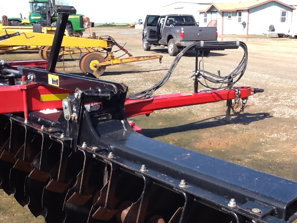 24FT CASE 790 FOLDING DISC | farmconnections