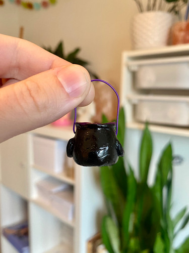 Mini Cauldron Vase | Luck and Lavender