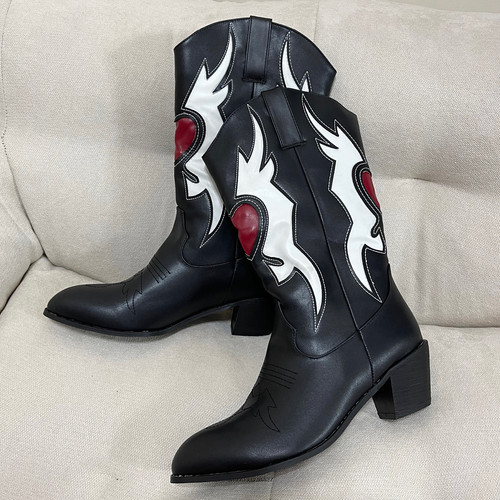 leather cow boy boots | Sauvages Diary