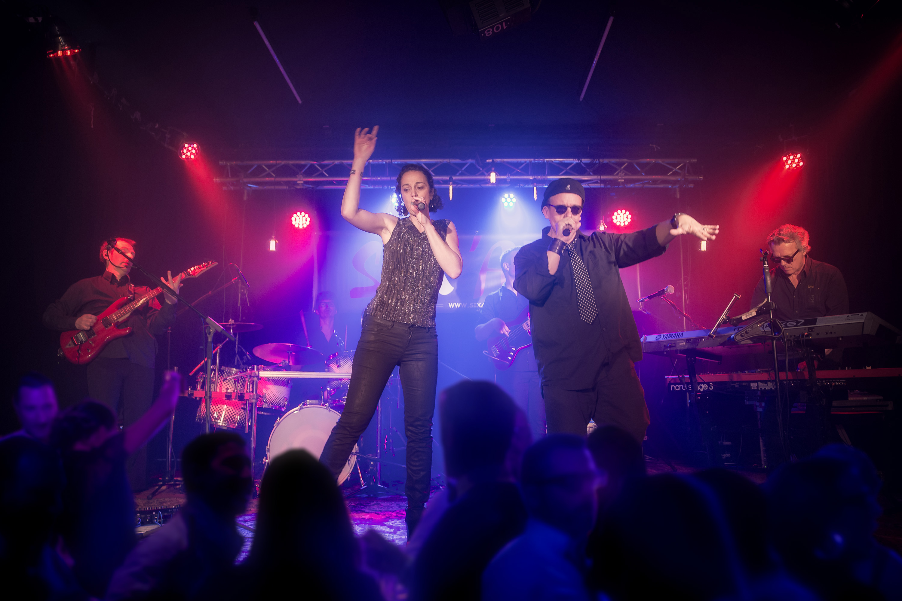 groupe-six-all | MUSIC