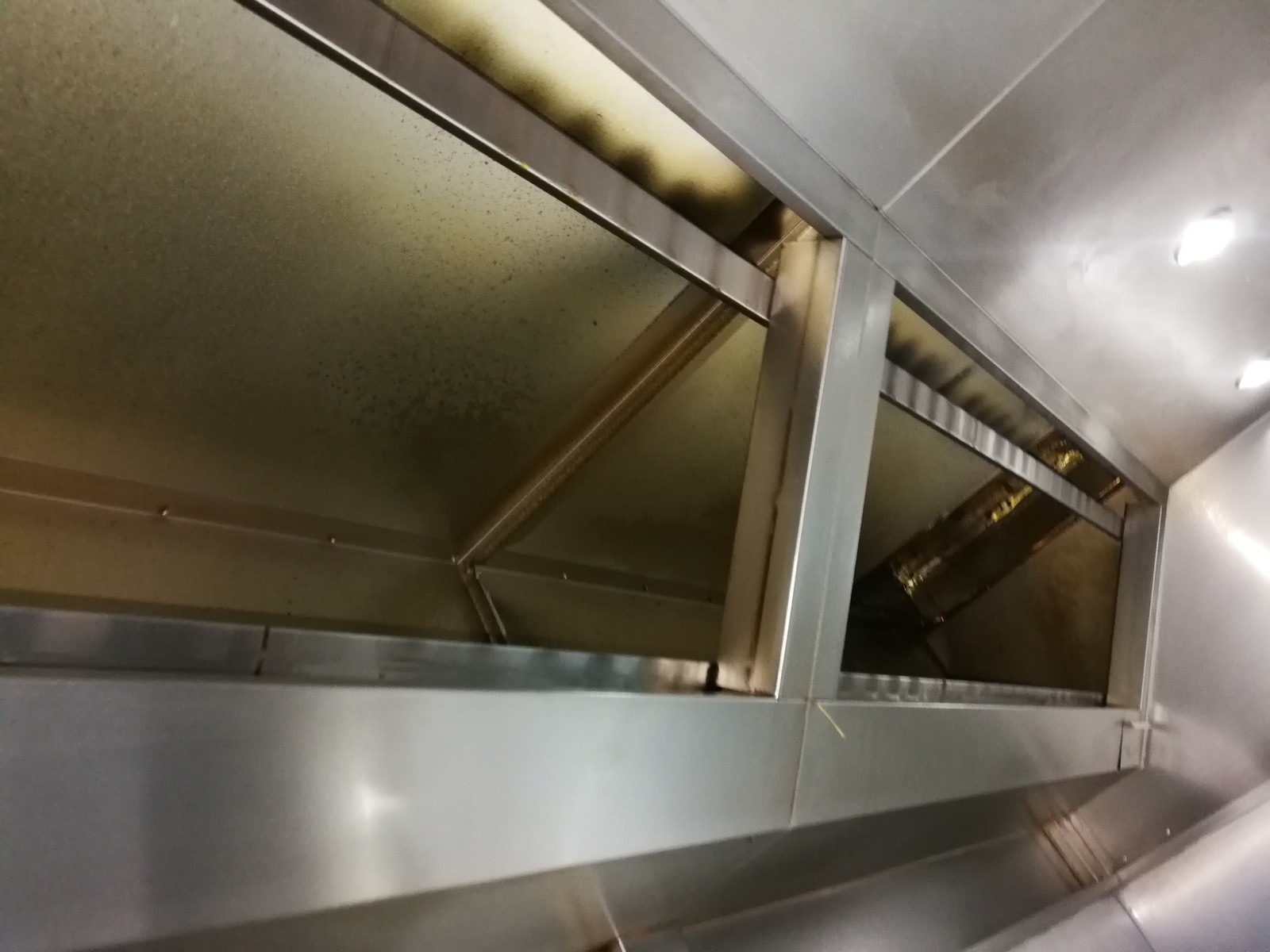 Duct Hygiene Specialist | Kitchen Canopy Duct Vent Cleaning | London
