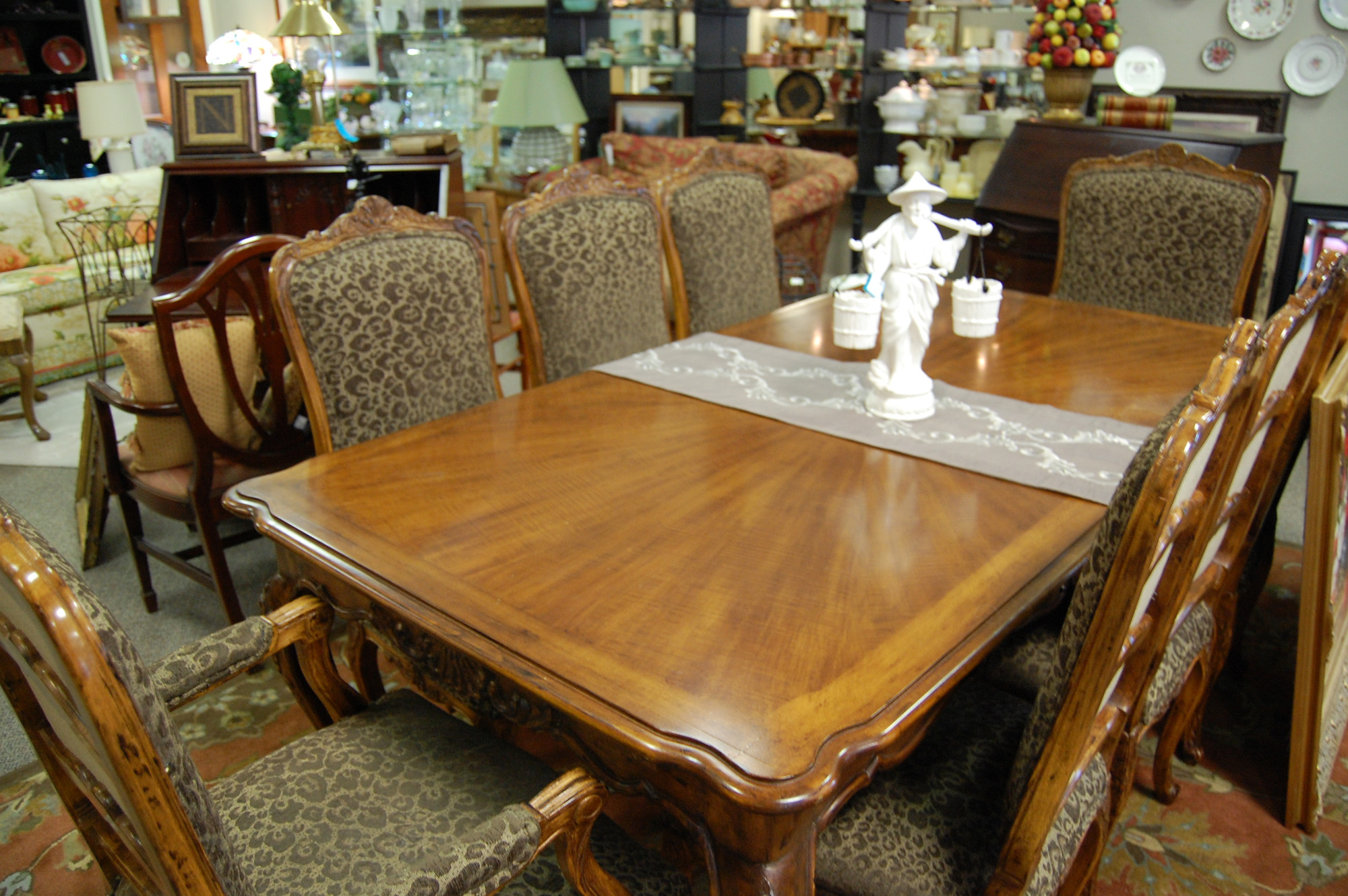 Upscale Consignment Shop | A Bit of Couture | Pinehurst NC