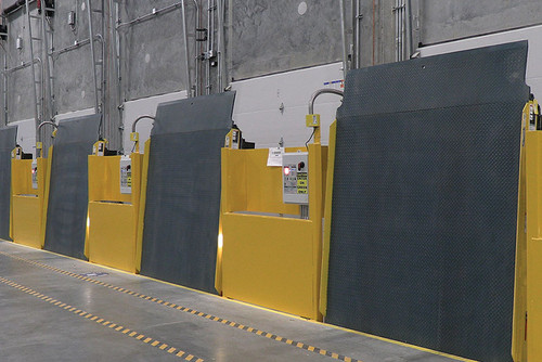 McGuire VSH Vertical Storing Leveler