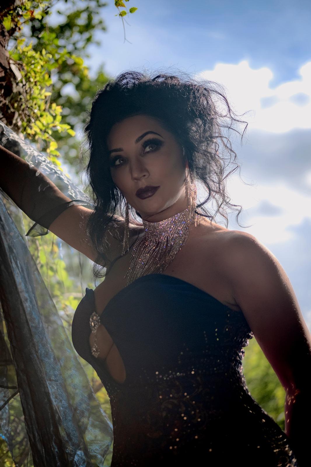 IMAGES | UK | Rachael Hawnt Wedding Singer - Great Scott Band