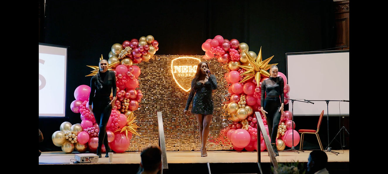 Session Vocalist | Jas | London