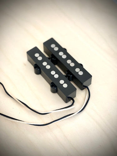 Vintage/Modern J bass set | Guns and Guitars
