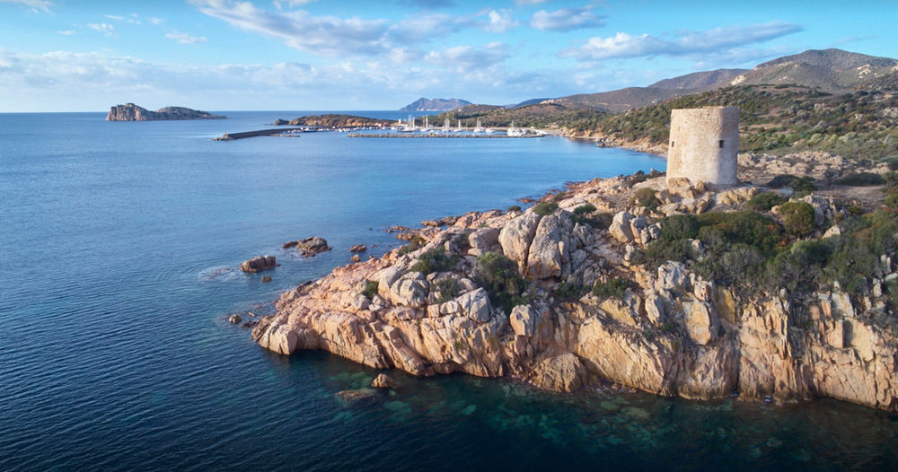 D - 21: What are Saracen Towers?