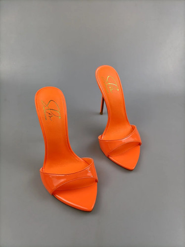 Tangerine Tease – Patent Blaze | the slm