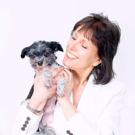 About Me | Lynn Parry Jones