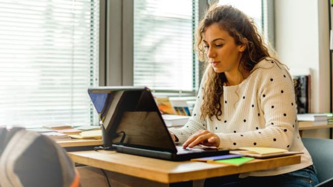 Top Tips for Completing Online/Distance Education as an Adult