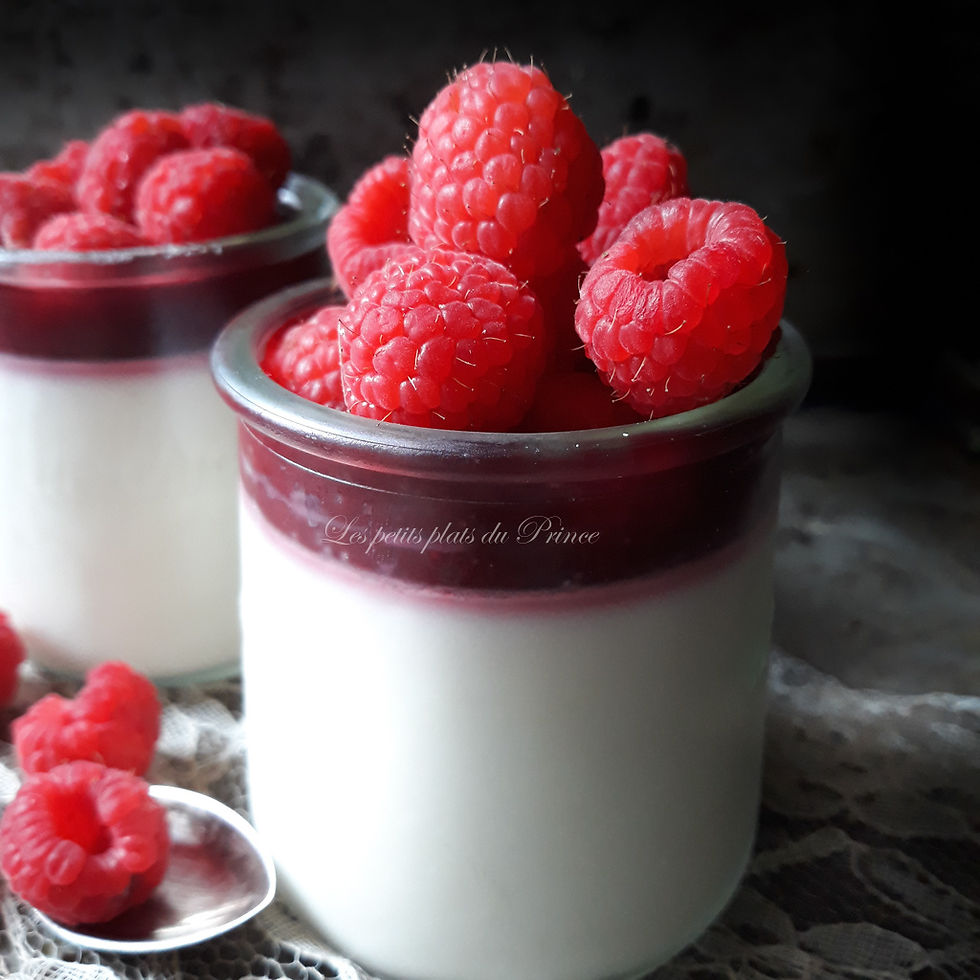 Yaourts maison à la framboise