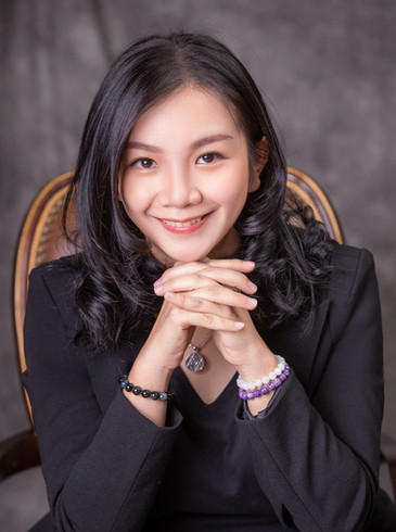 Professional Portraits - Kuantan Photo Studio