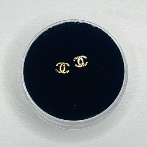 18k CC Symbol | Sparklingwhitesmiles