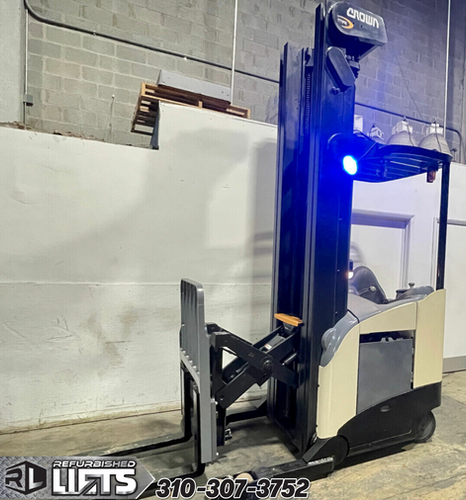 CROWN - STAND UP ORDER PICKER - SP3405-30 | Refurbished Lifts