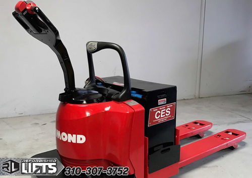 RAYMOND - RIDER PALLET 48in FORKS JACK - 8400 | Refurbished Lifts