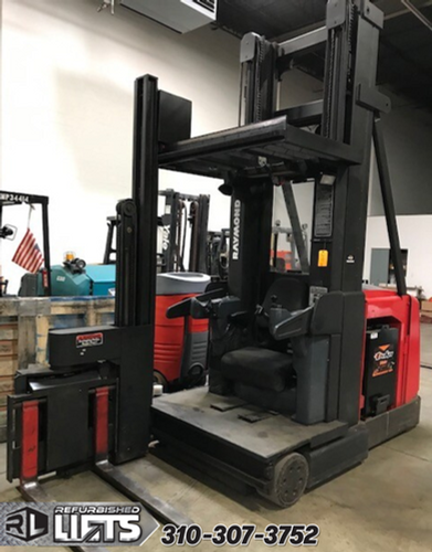 RAYMOND - MAN-UP SWING REACH TRUCK - 537-CSR30T | Refurbished Lifts