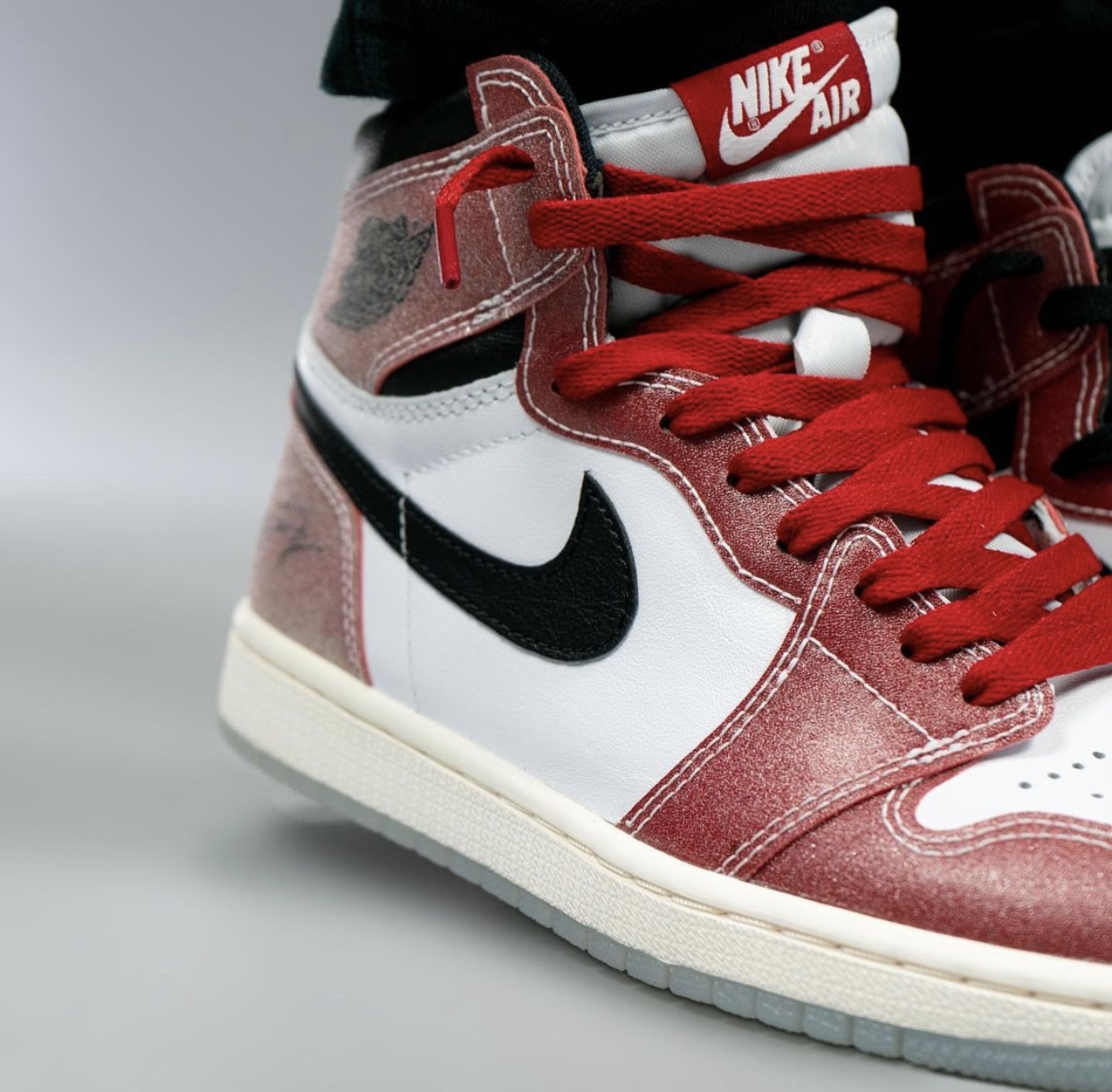 Trophy Room x Air Jordan 1 High OG 實穿上腳圖集曝光