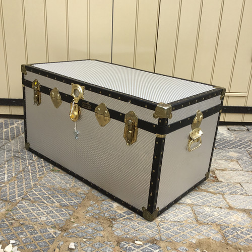 Traditional cabin storage trunk in Stucco aluminium finish - #8006/1 ...