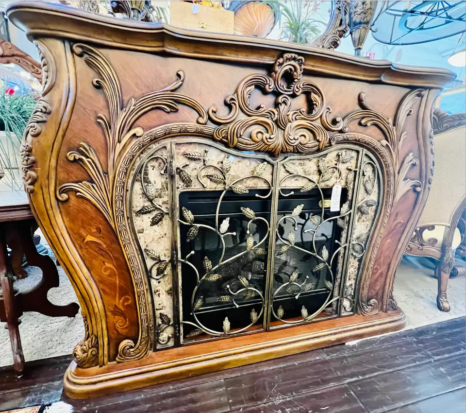 AICO by Michael Amini Palais Royale fireplace | Snooty Fox Consignme
